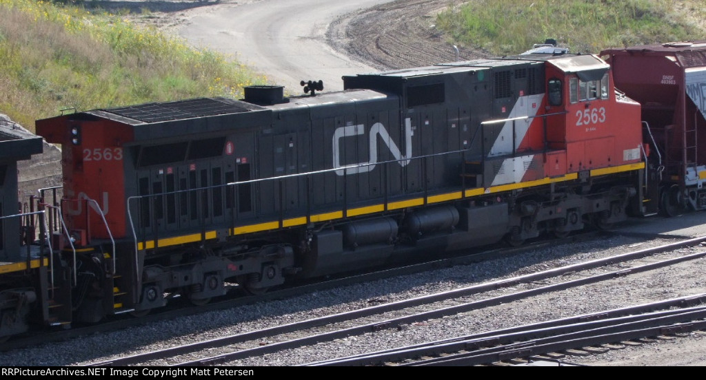 CN 2563